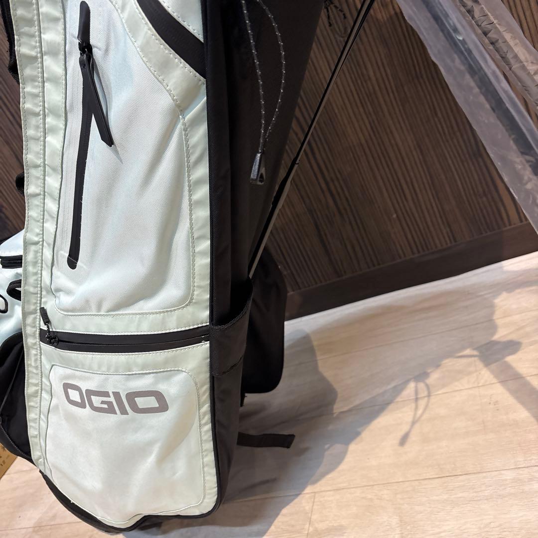 OGIO スタンドキャディバッグ