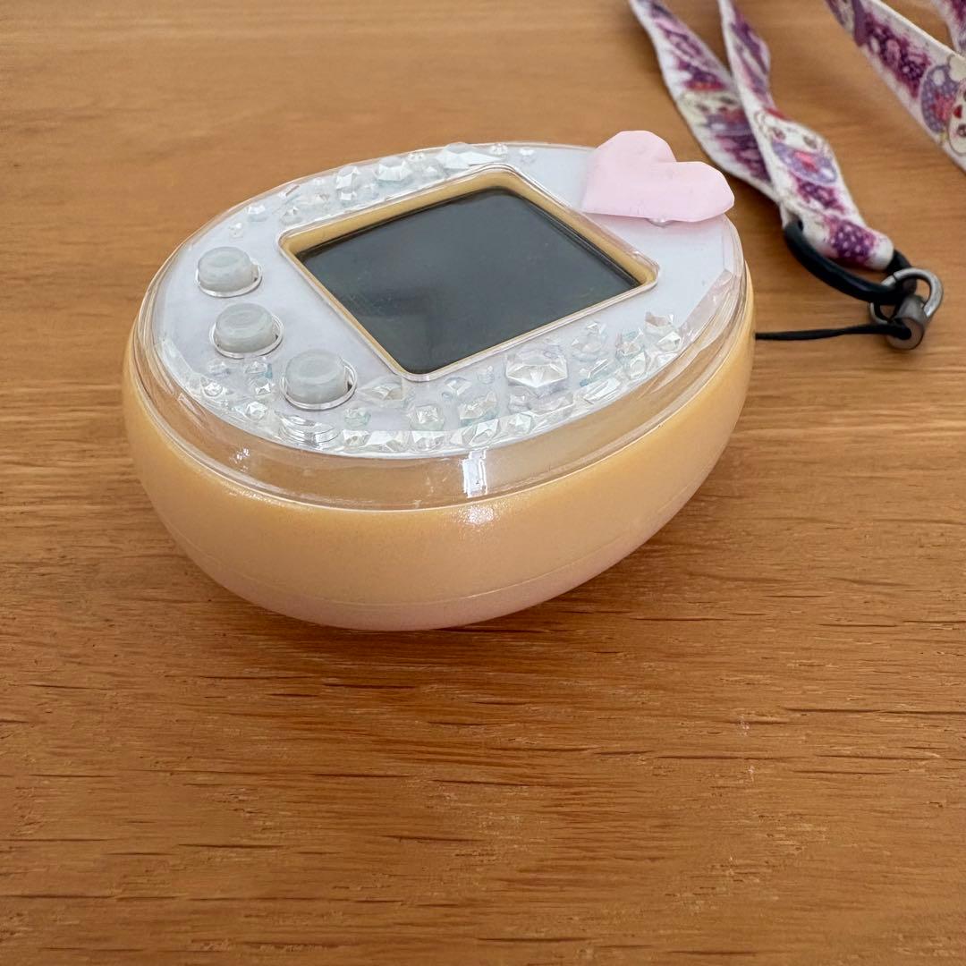たまごっち　ピース　Tamagotchi P’s ピンク