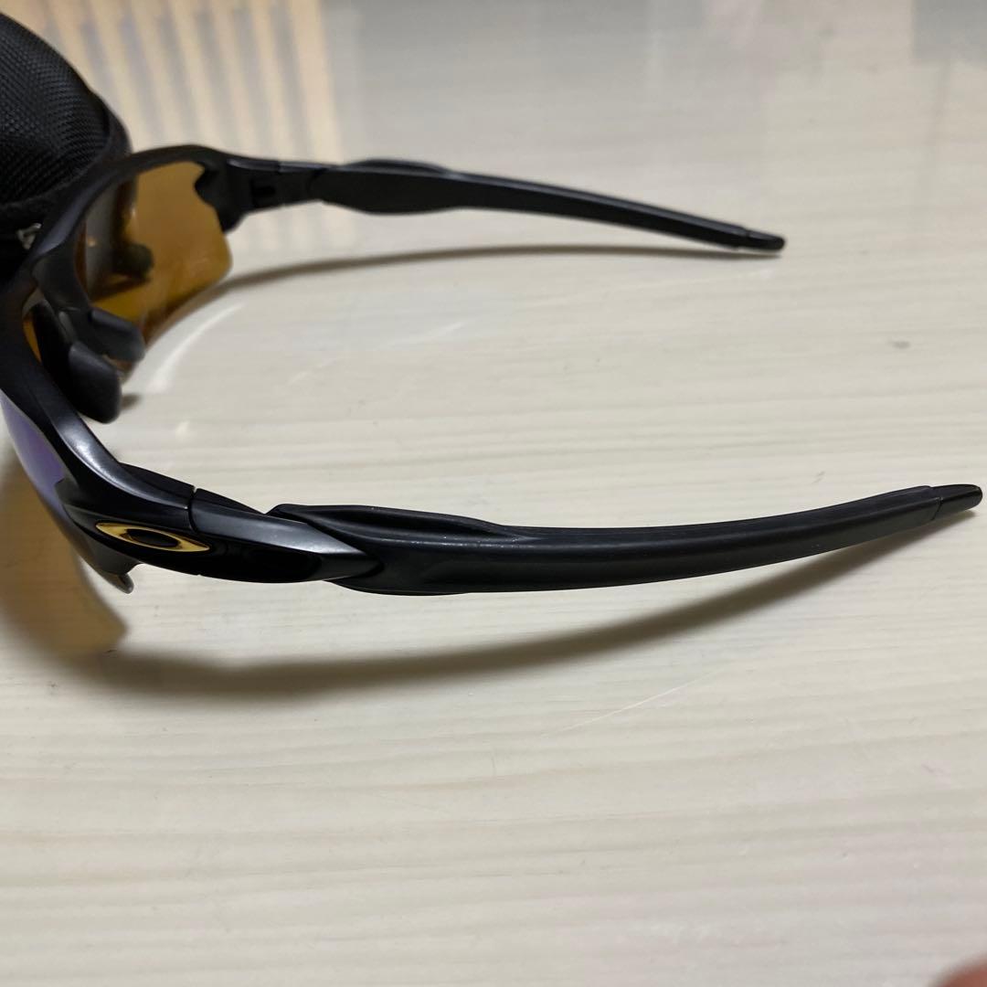 Oakley スポーツ用サングラス ケース付き