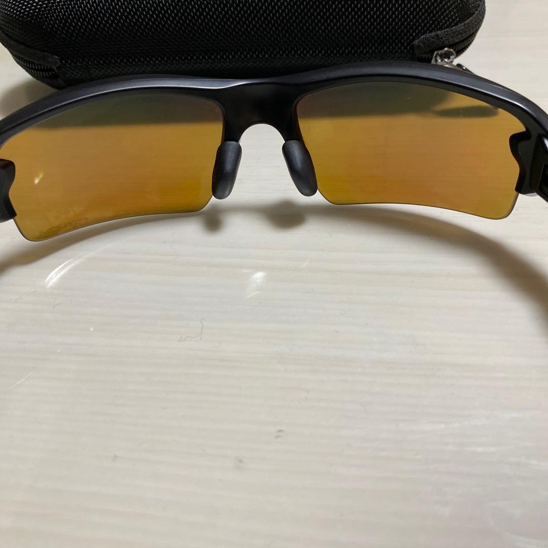 Oakley スポーツ用サングラス ケース付き