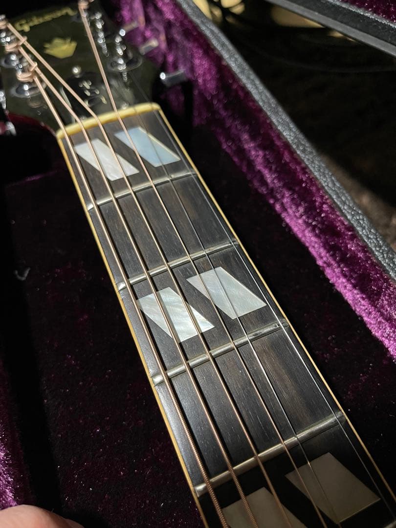 GIBSON DOVE 70年代初期製のヴィンテージ