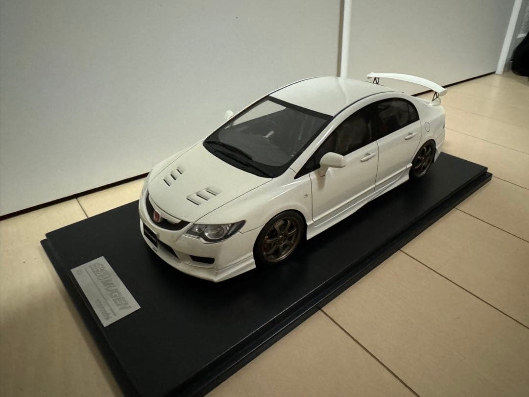 絶版onemodel シビックTYPE R FD2 1/18 ミニカー　無限
