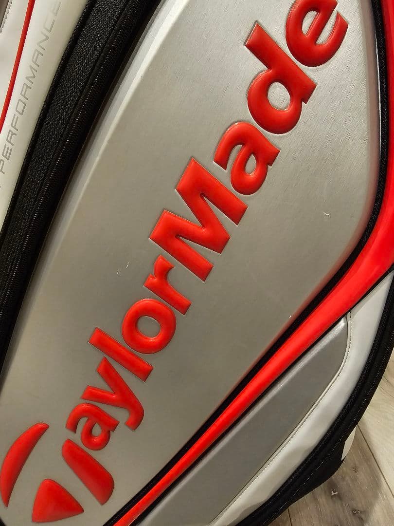 年末断捨離 TaylorMade キャディバッグ ナイキドライバー1本おまけ