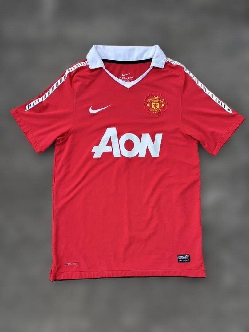 【極美品】Manchester United シャツ / 2010-11シーズン