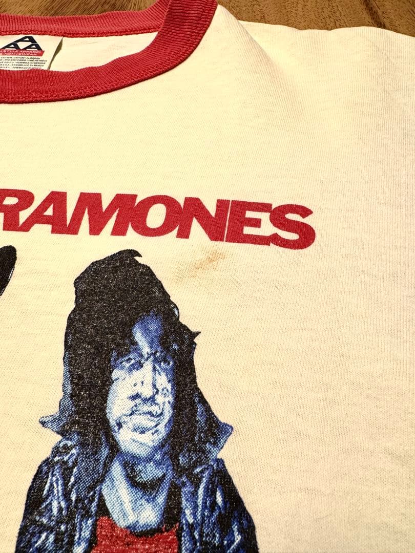 【値下げ】RAMONES ロックンロールレディオ リンガーTシャツ 古着