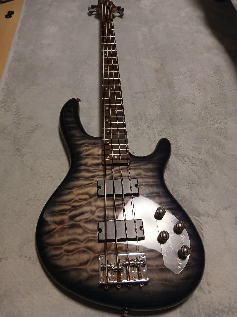 Cort Action DLX エレキベース 4弦 ソフトケース付 美品