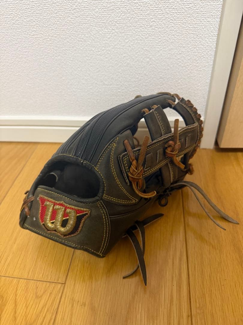 Wilson 硬式内野手用グローブ