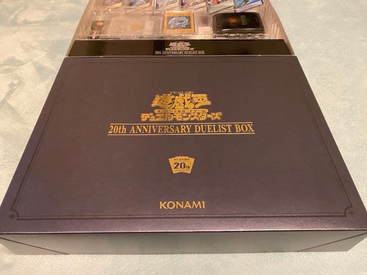 【新品美品】遊戯王 20th ANNIVERSARY DUELIST BOX