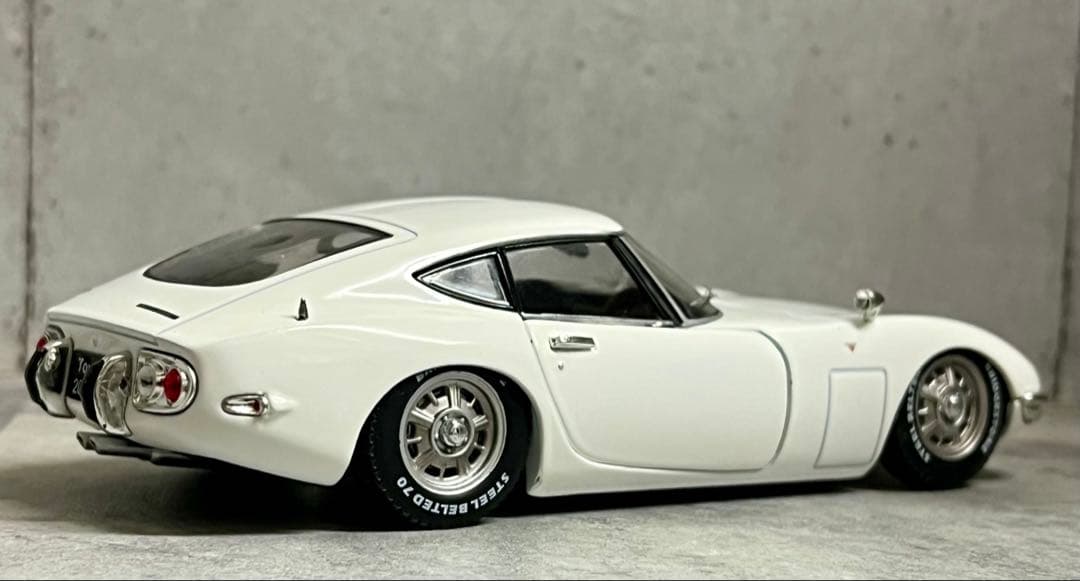 国産名車 1/24 トヨタ 2000GT カスタム ガレージ ジオラマ ミニカー