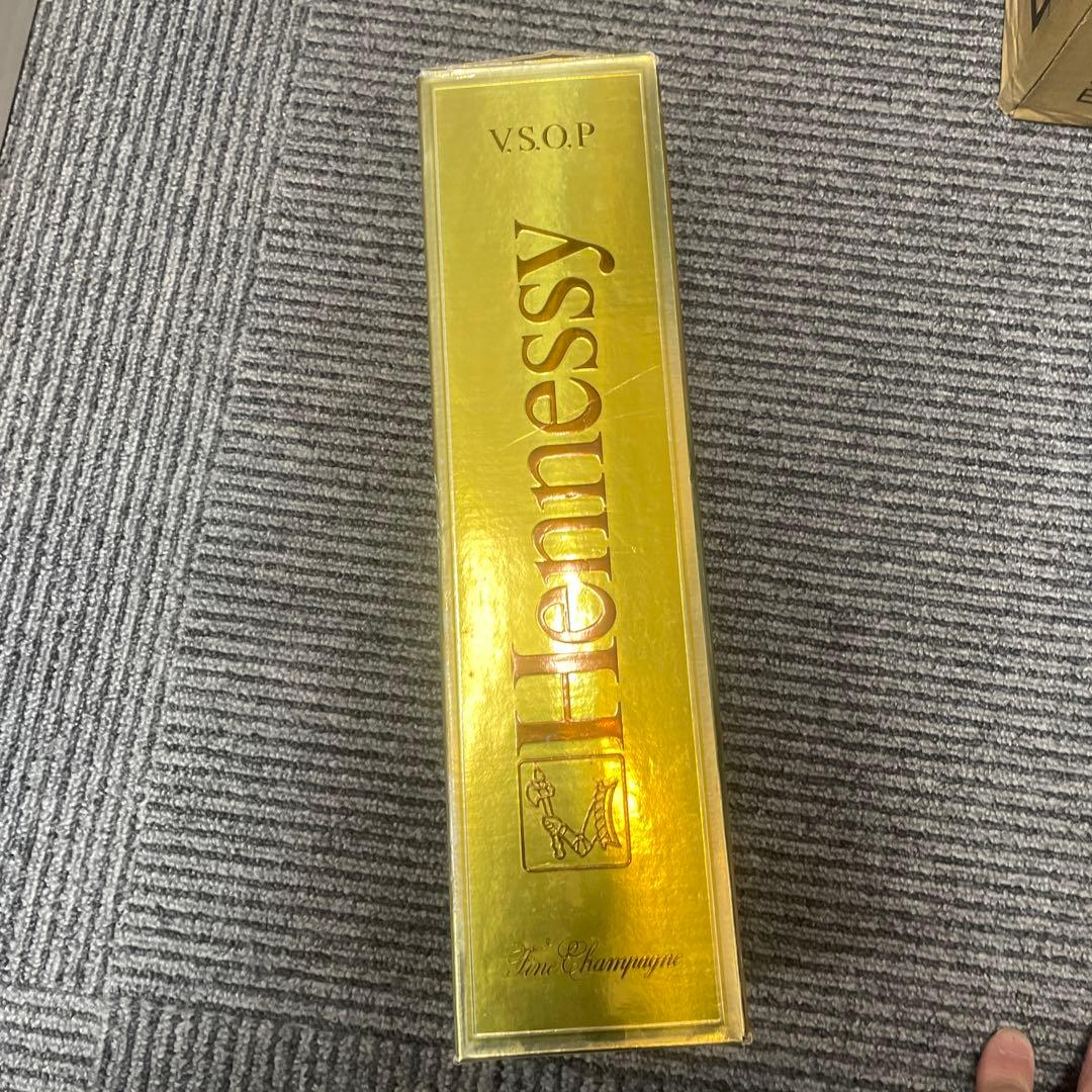 Hennessy ヘネシー ブランデー 未開栓V.S.O.P700ml 40%