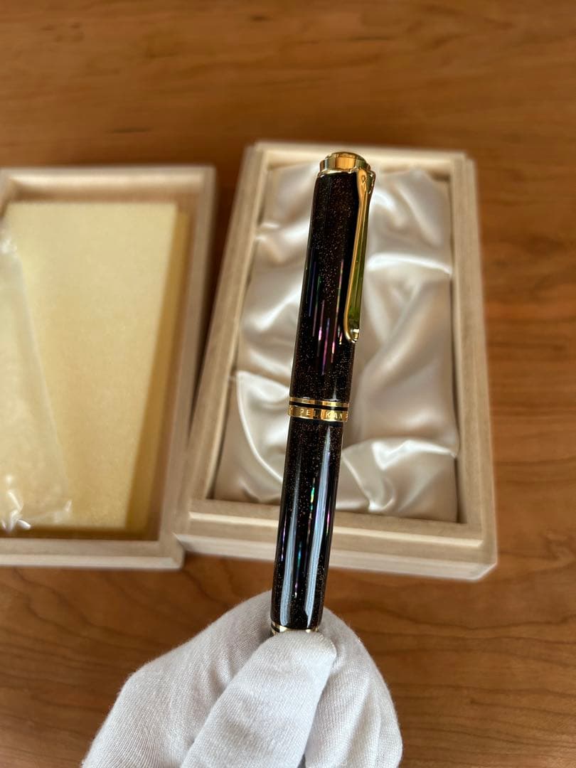 Pelikan ペリカン 万年筆 リミテッドエディション M1000 螺鈿 彩星