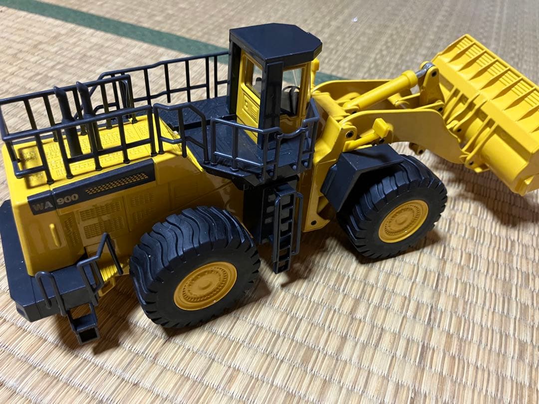 コマツ KOMATSU WA900-3 & PC200-8 セット