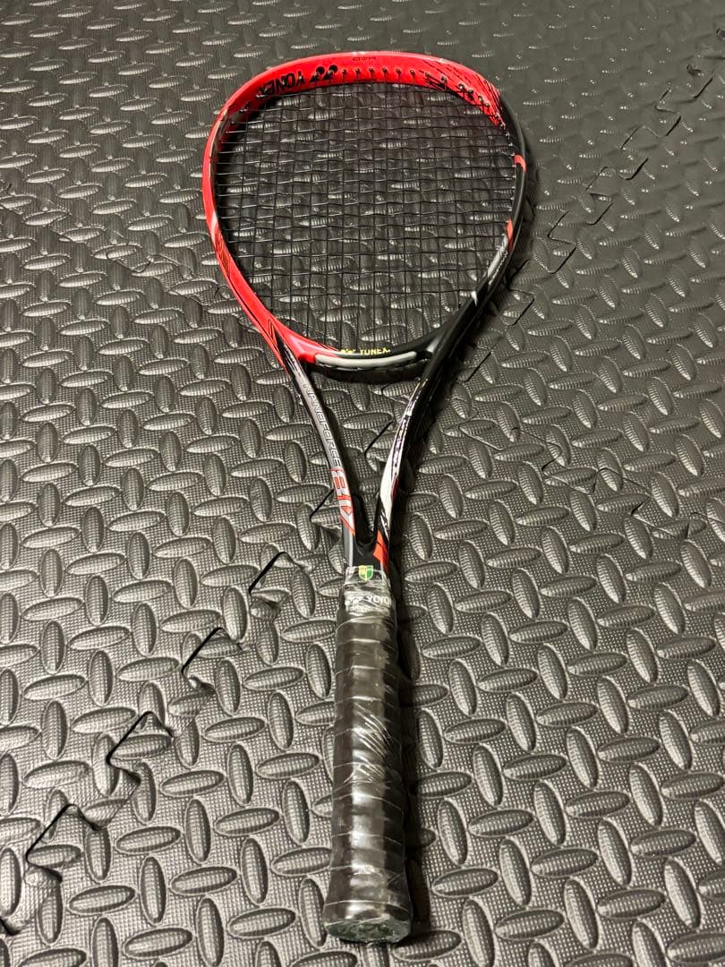 YONEX NANOFORCE 8V ナノフォース ヨネックス　フレイムレッド