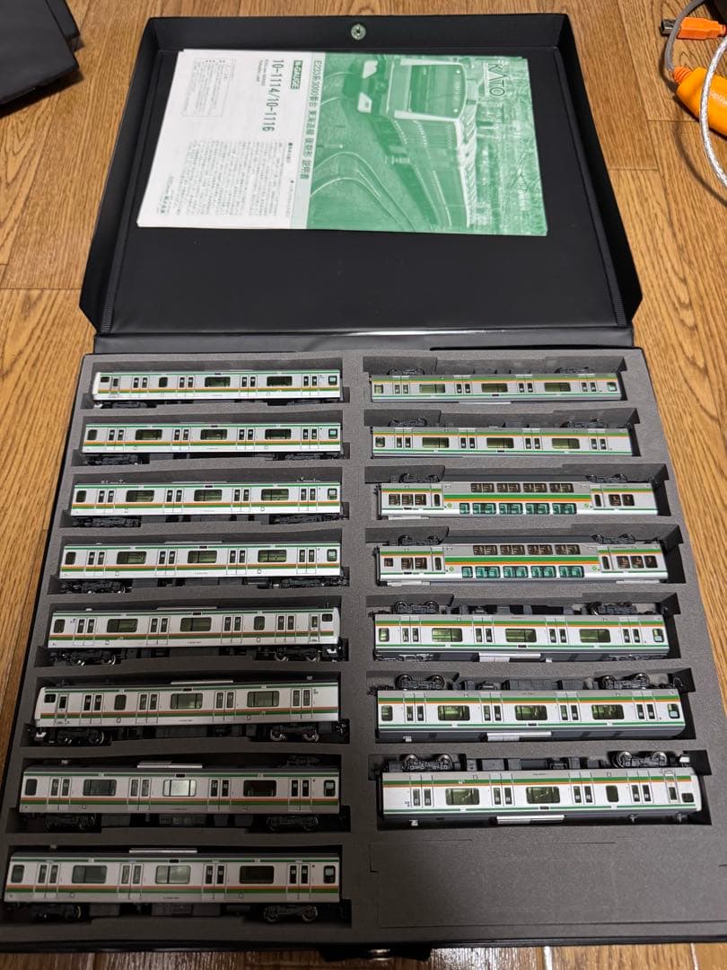 KATO 10-1114/1116 E233系3000番代 東海道本線　後期形
