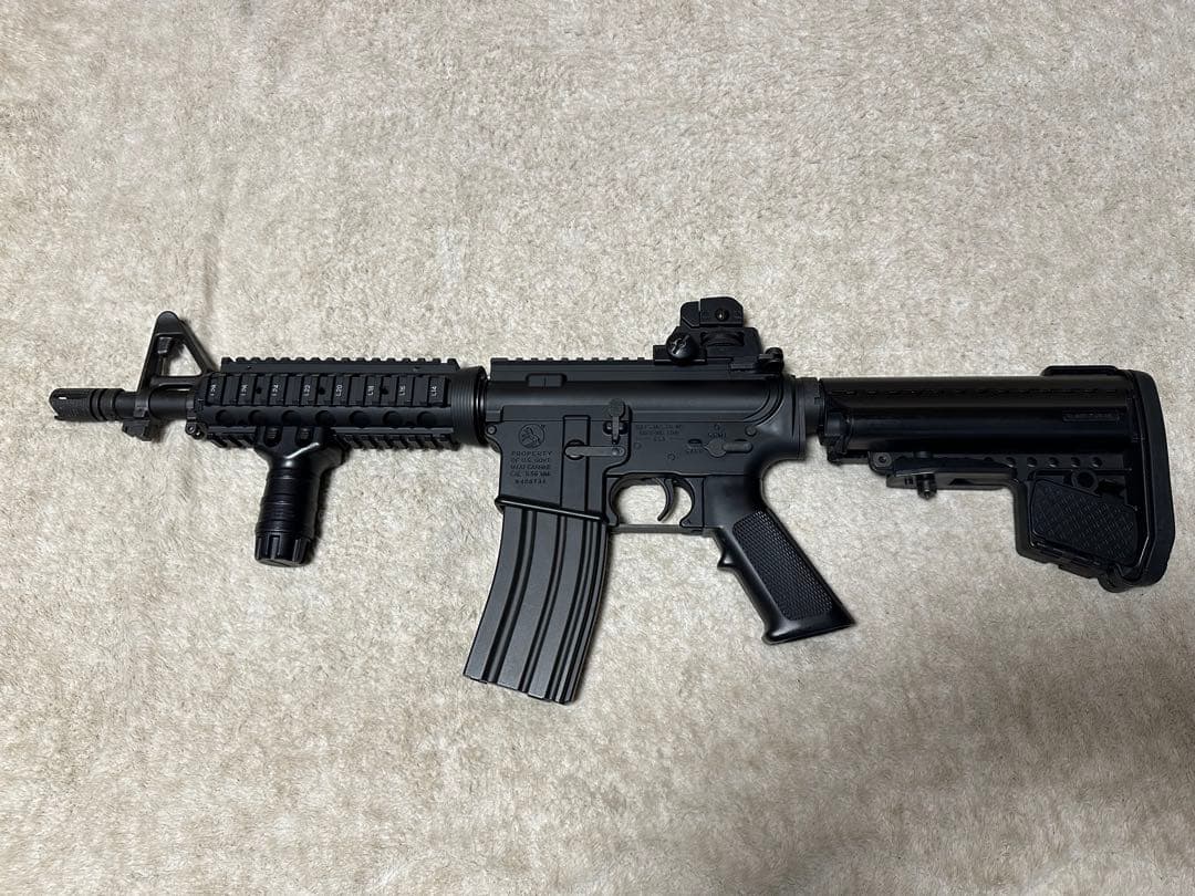 東京マルイ 次世代電動ガン M4A1 CQB-R