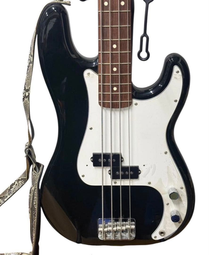 Fender Japan エレキベースギターPB-43. BLK custom