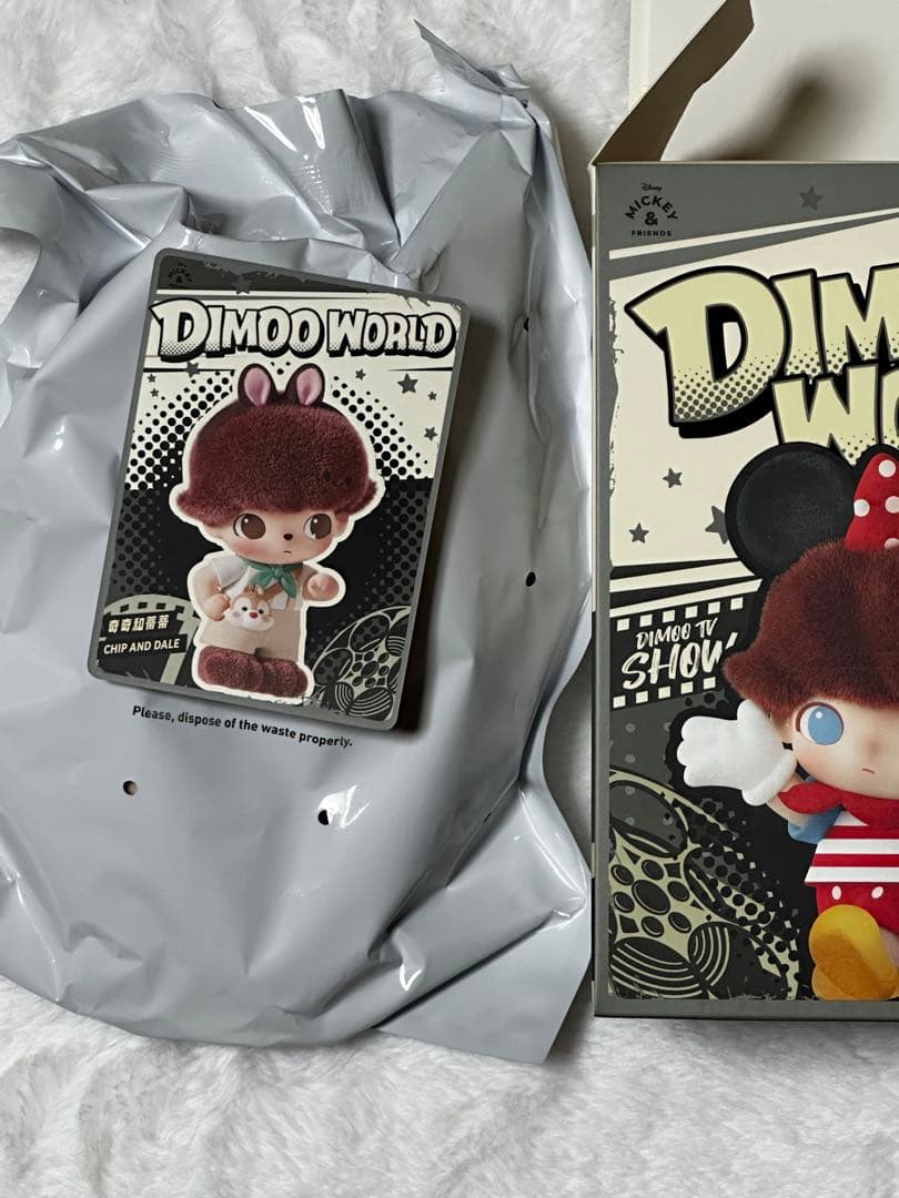 DIMOO POPMARTぬいぐるみキーホルダー