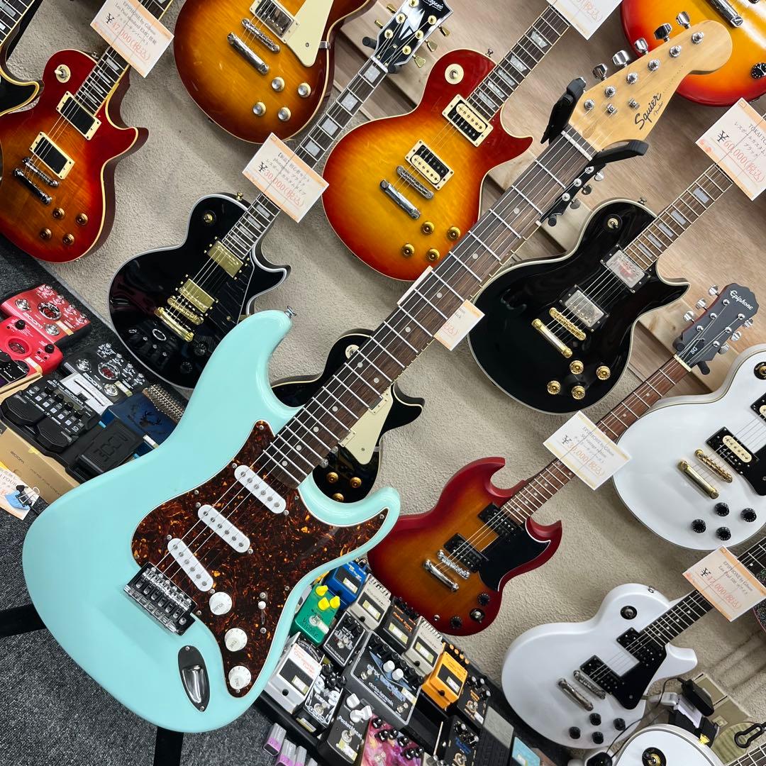 【9528】 Squier Stratocaster サーフグリーン 鼈甲