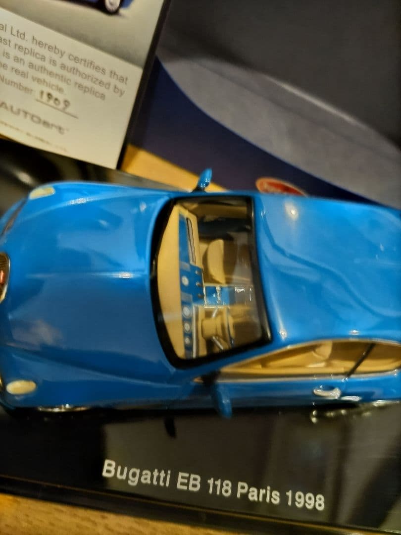 ミニカー Autoart BUGATTI EB 118 paris 1998 1/43