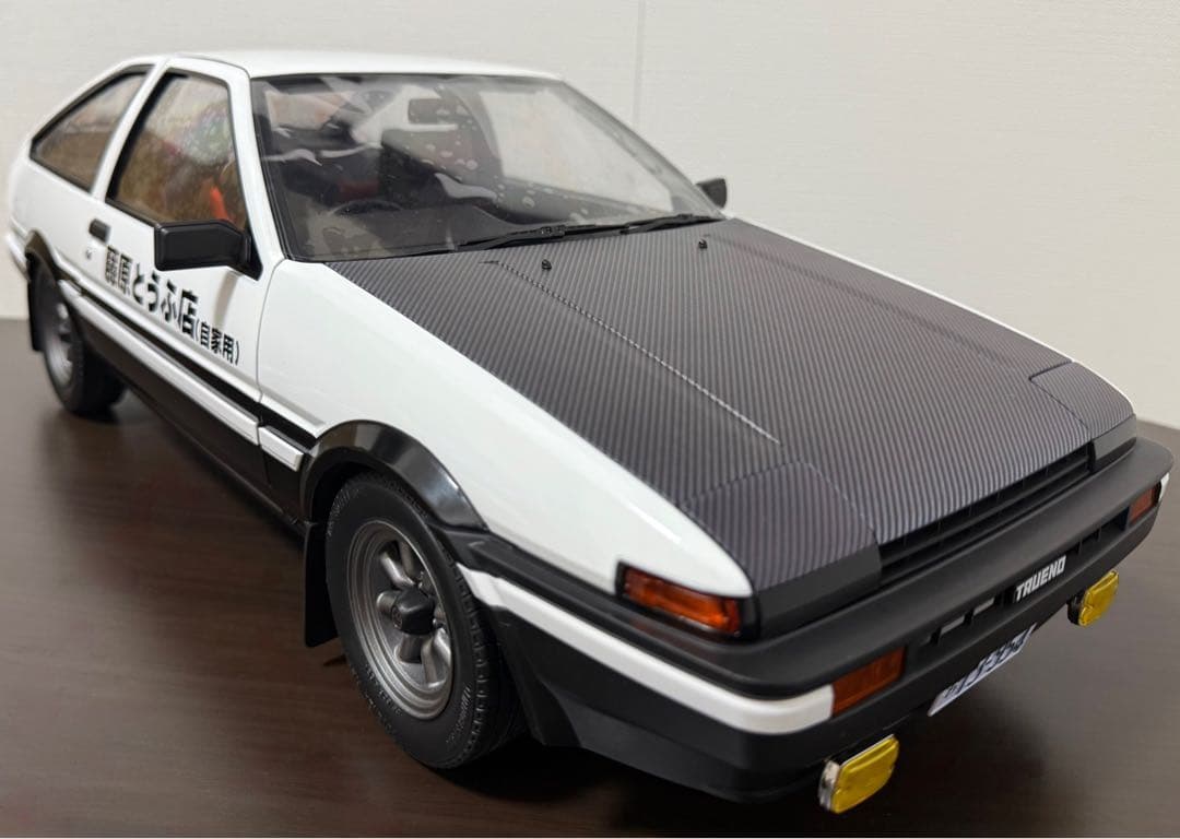 ディアゴスティーニ1/8 頭文字DのAE86ハチロクカスタム完成品