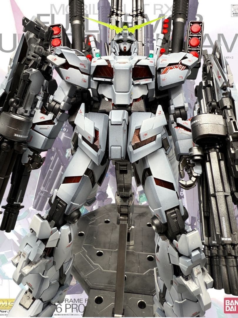 ひ*わ様 ガンプラ MG 1/100 フルアーマーユニコーンVer.Ka 完成品