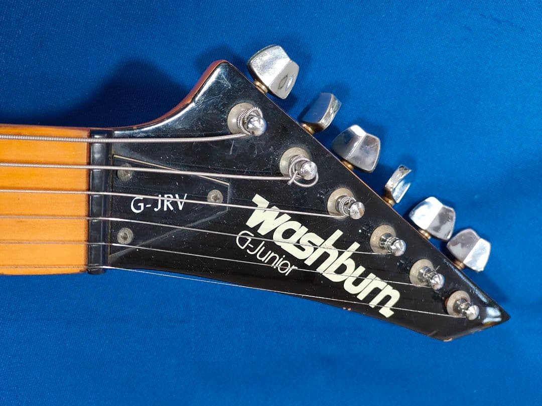10日ほど修理いたしますWashburn G-JRV エレキギター 青