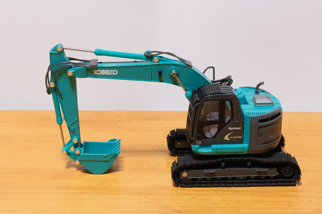 KOBELCO SK235SRD ミニチュア