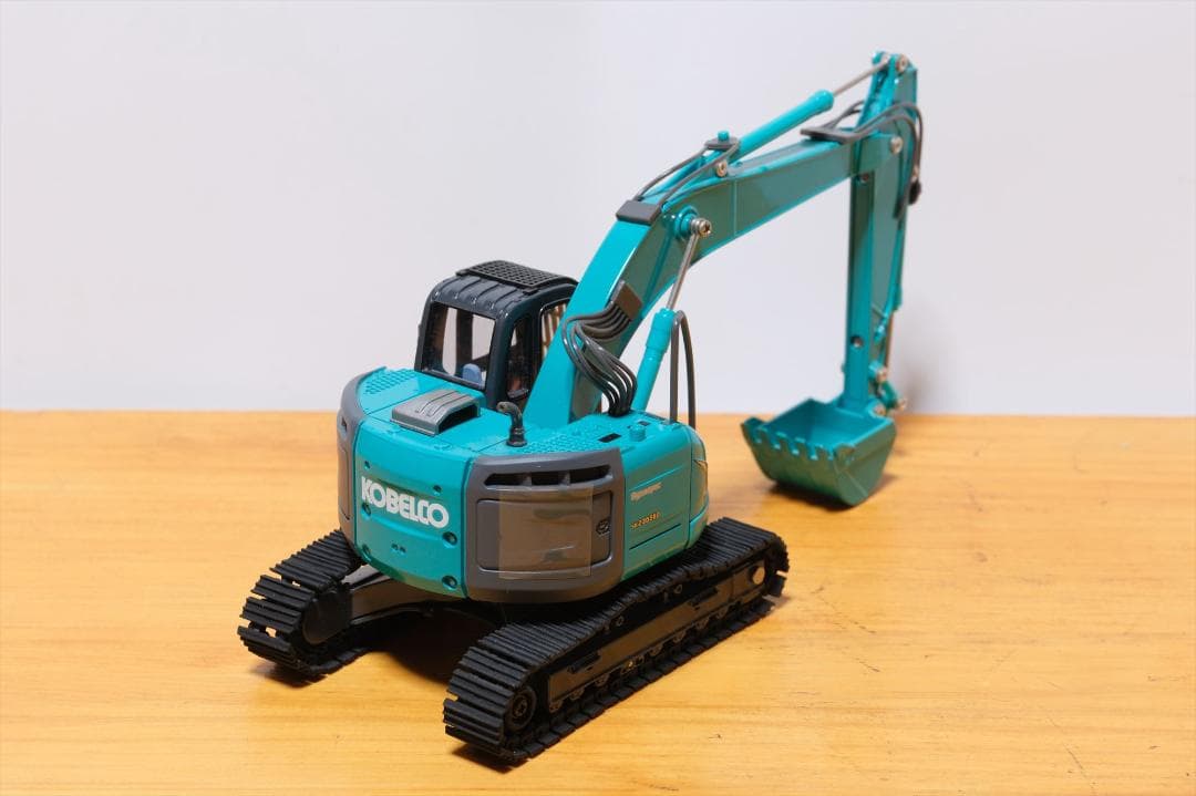 KOBELCO SK235SRD ミニチュア