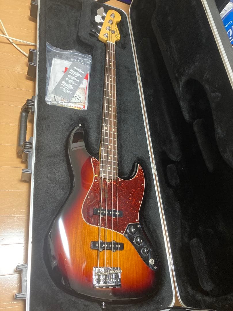 ベース FENDER American standard jazz bass