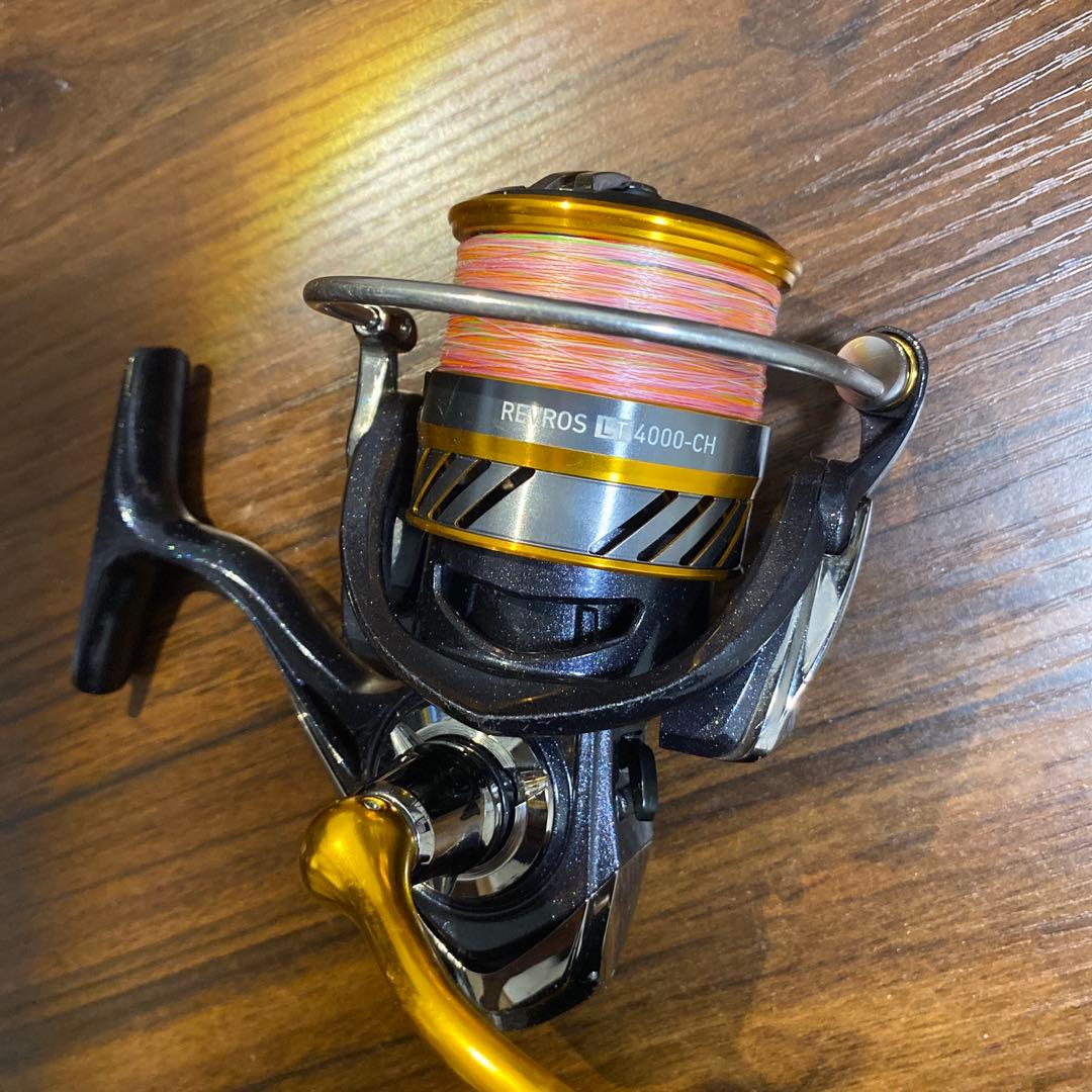 Daiwa REVROS 4000-CH スピニングリール ダイワ
