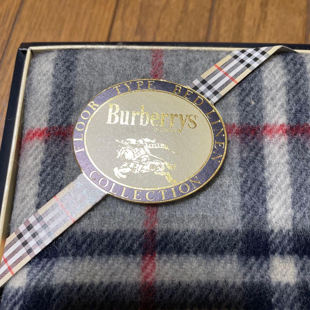 【Burberry】バーバリー　ひざ掛け　ブランケット