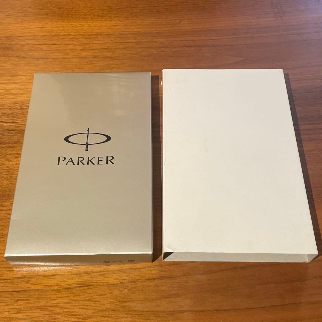 【未使用】PARKER 5TH 万年筆(箱付、ペンケース、替え芯付き)