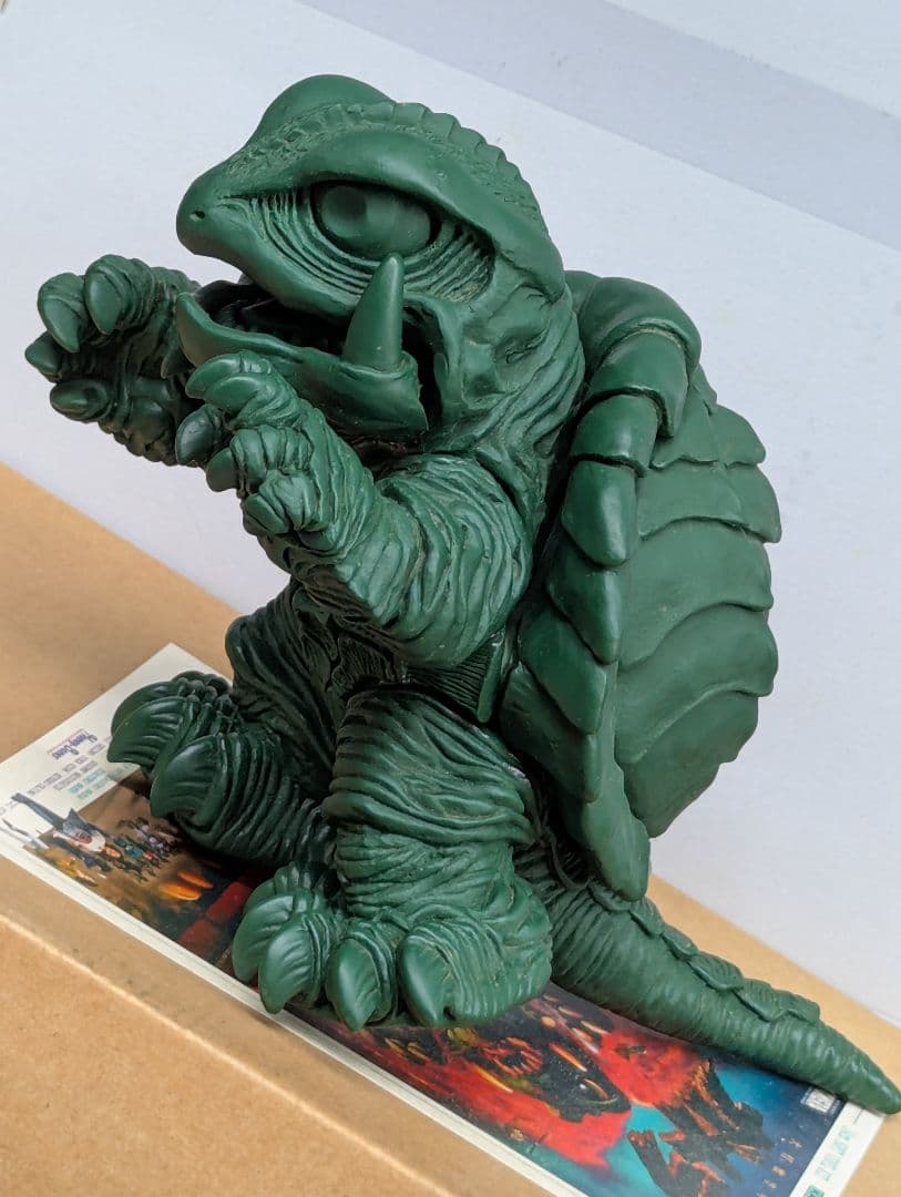 【怪獣ガメラのプラモデル(前田裕幸デフォルメ版)1/250】1995 自作中古品