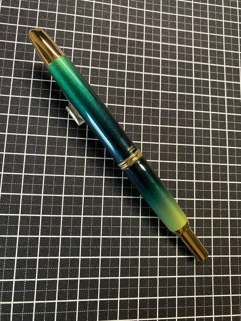 PILOT CAPLESS Bamboo-Forest 万年筆　字幅F