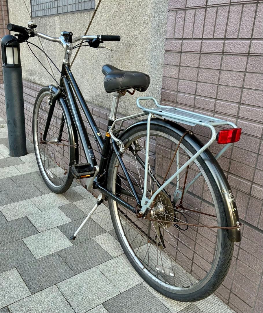 トレック　Trek Allant. クロスバイク　24段　東京