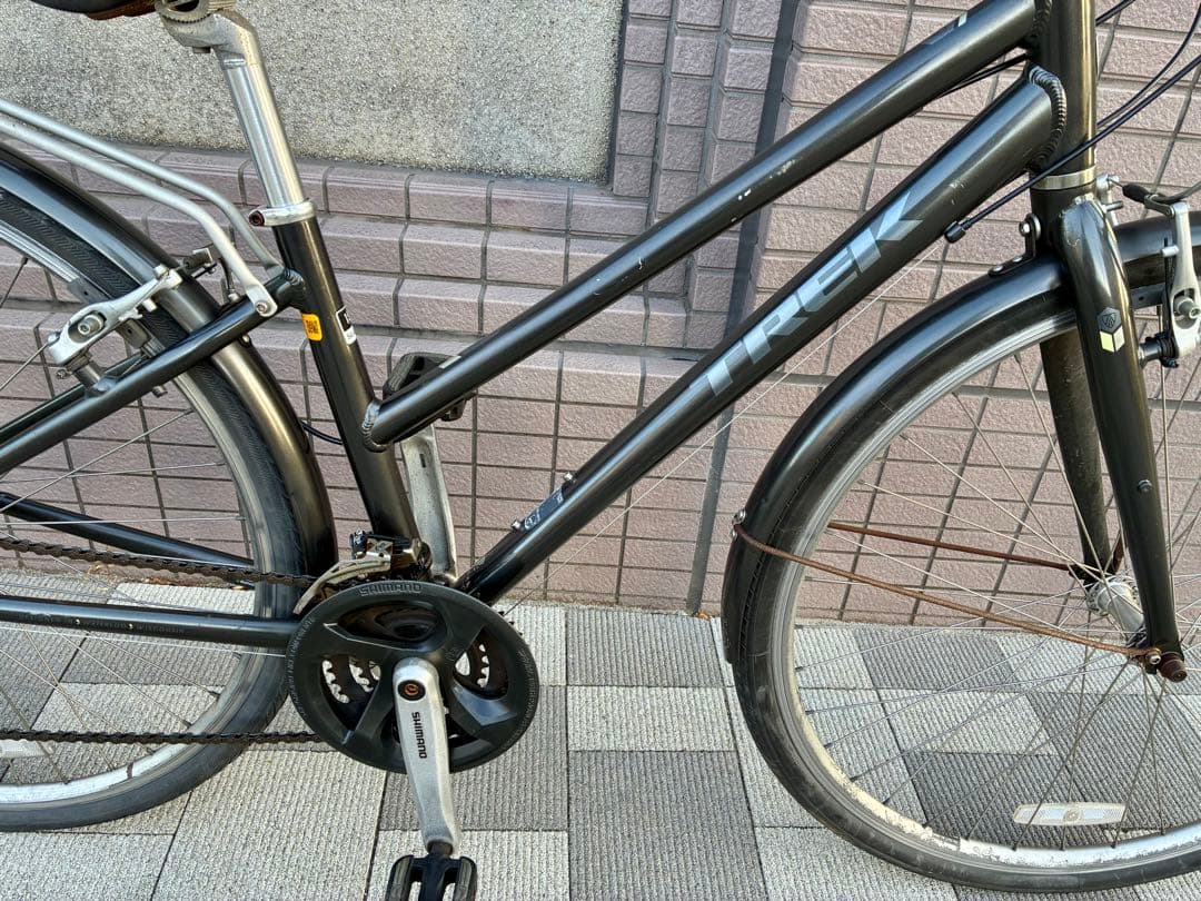トレック　Trek Allant. クロスバイク　24段　東京