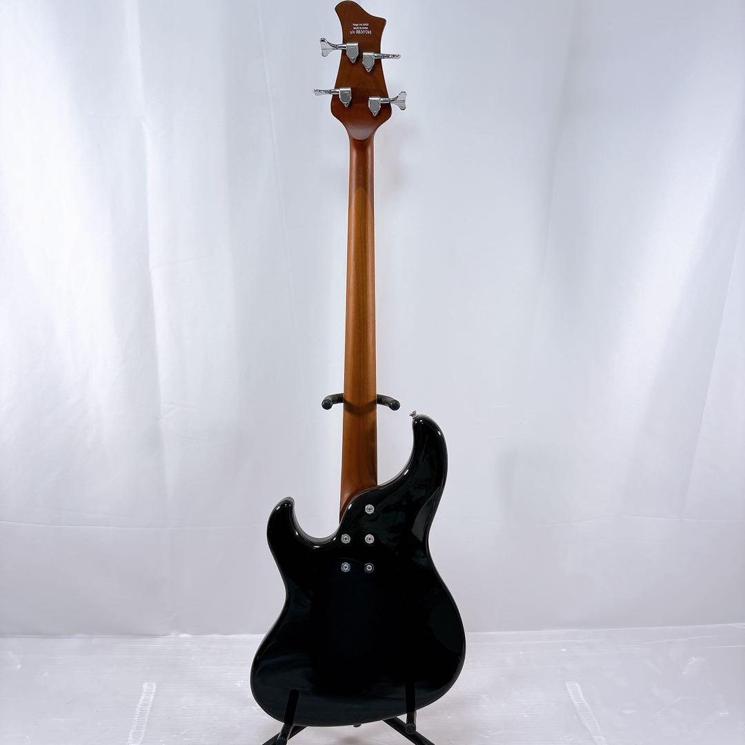 【ほぼ新品】Ryoga VAL-BASS エレキベース メーカー保証付き