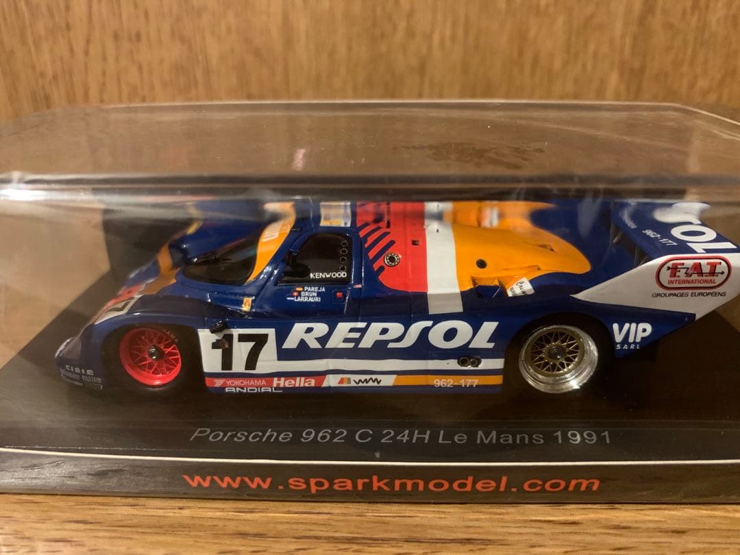 1/43スパーク Porsche 962C LM 1991 未開封