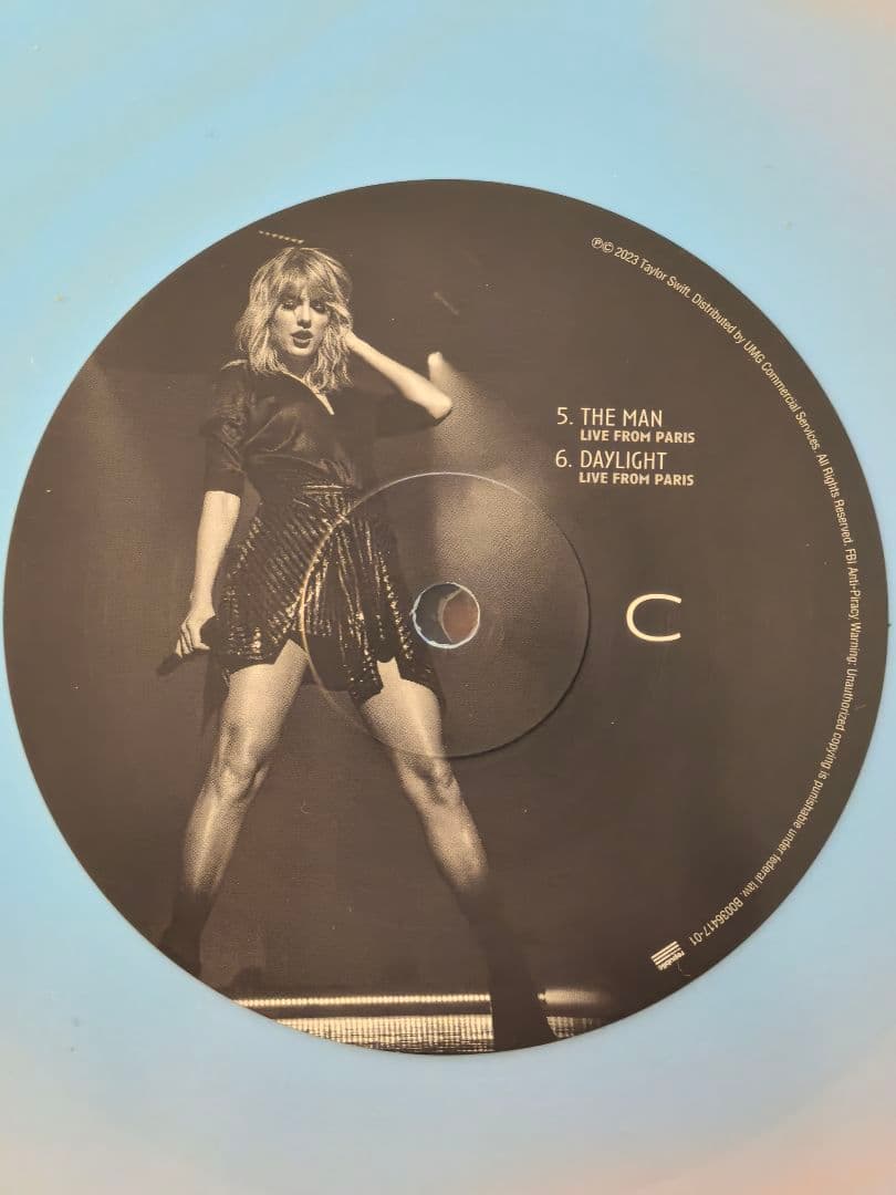 taylor swift lover live from paris レコード