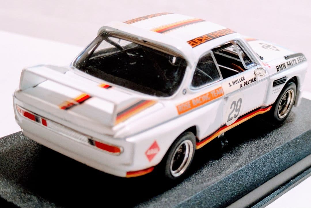 貴重 ３.０ＣＳ レーシングモンツァ１９７１年DetailCars１/43