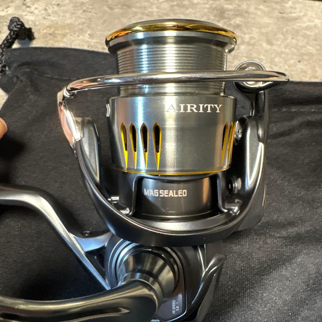 Daiwa AIRITY LT2000S-H スピニングリール