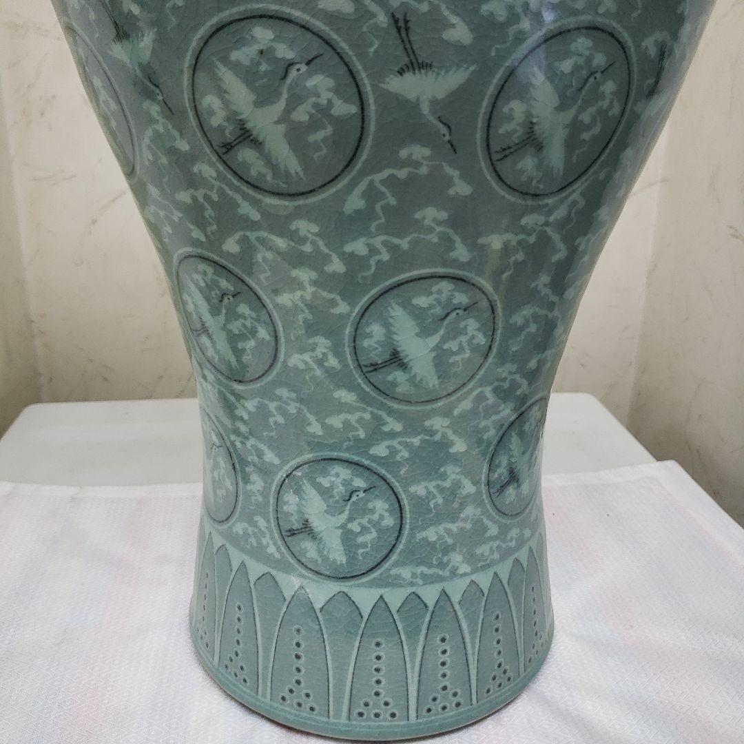 Ｂフライデー蔵出し特価　青磁 鶴模様 陶器 花瓶　作家物海剛作桐箱あり48cm