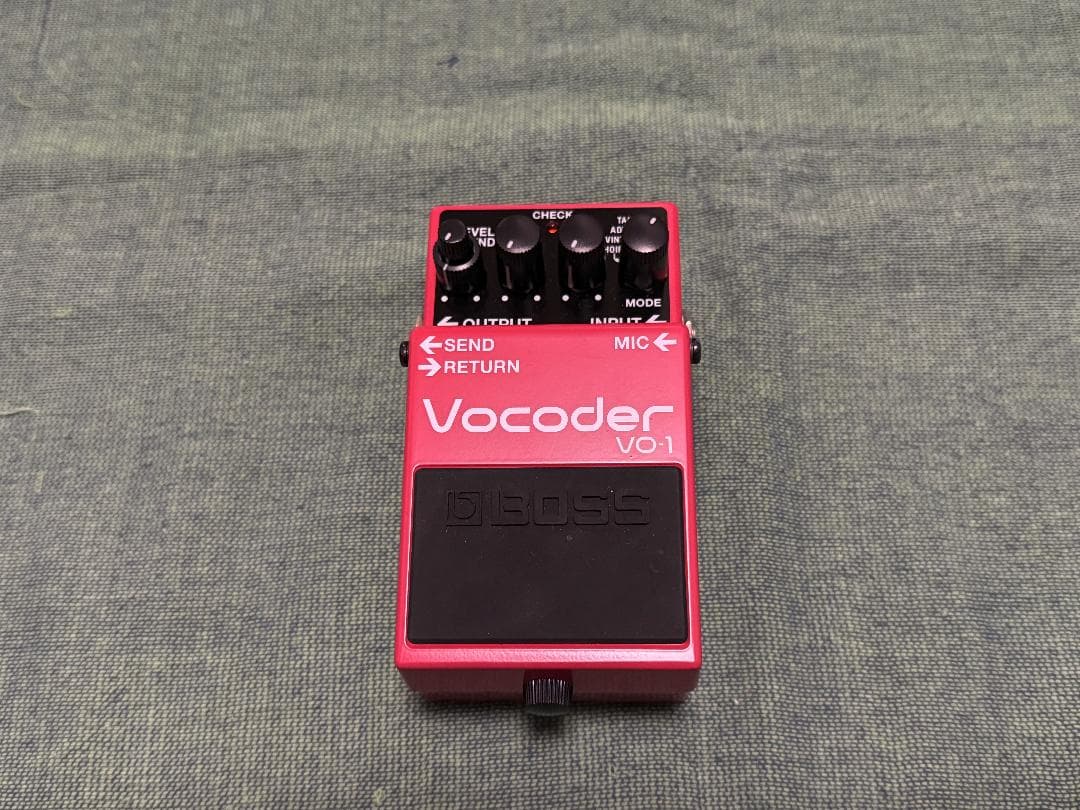 【ほぼ新品】BOSS Vocoder VO-1