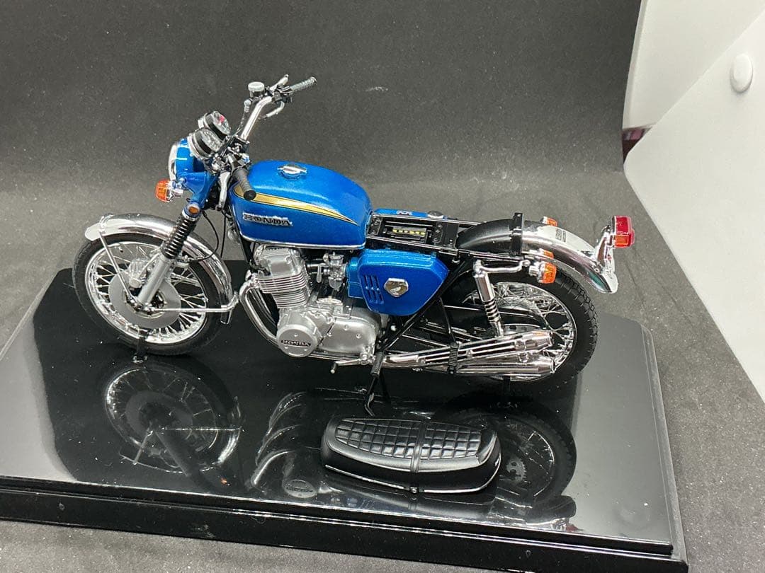 ⑧ 1/12スケール　ホンダCB750FOURノーマル　プラモデル完成品