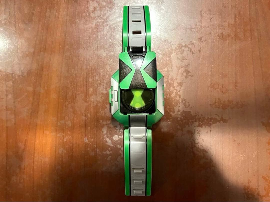 ベン10　ben10　オムニバース　オムニトリックス