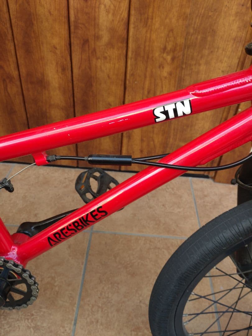 STN ARESAVES BMXバイク レッド　16インチ