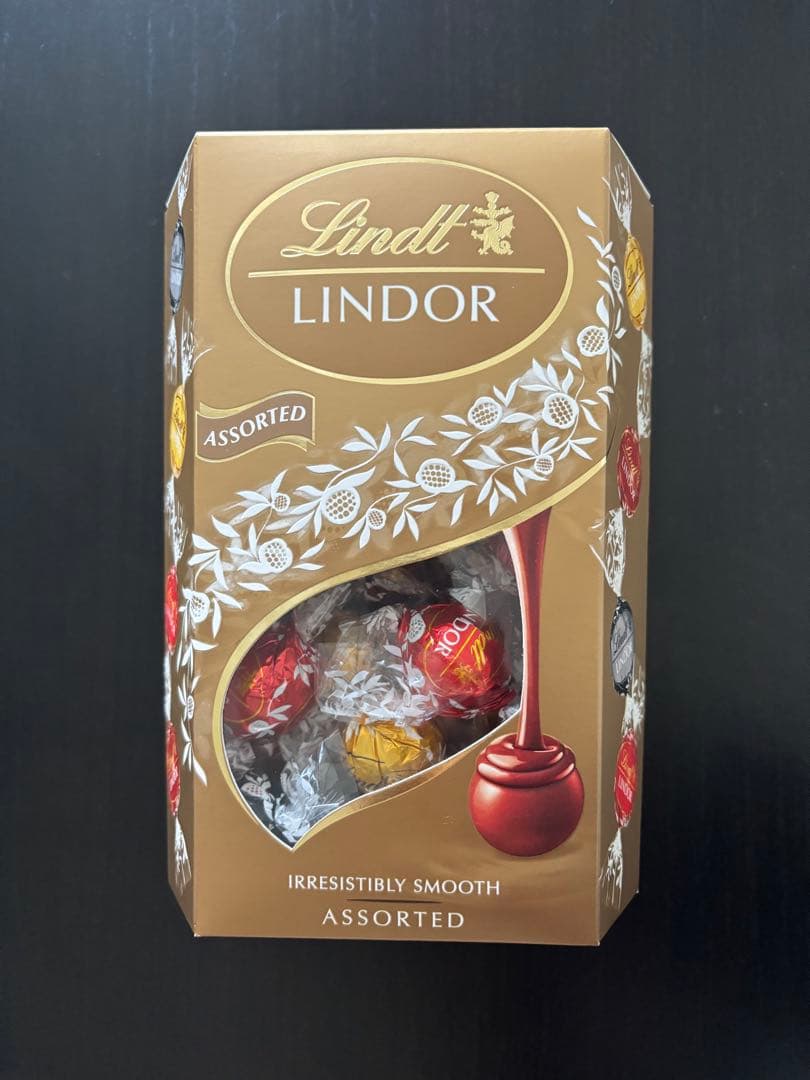 コストコ　LINDOR リンツ　ゴールドアソート　500g×9箱