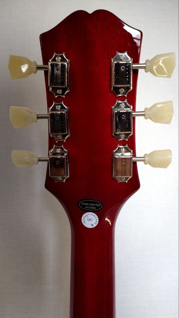 エピフォン　Epiphone Inspired by Gibson ES-335