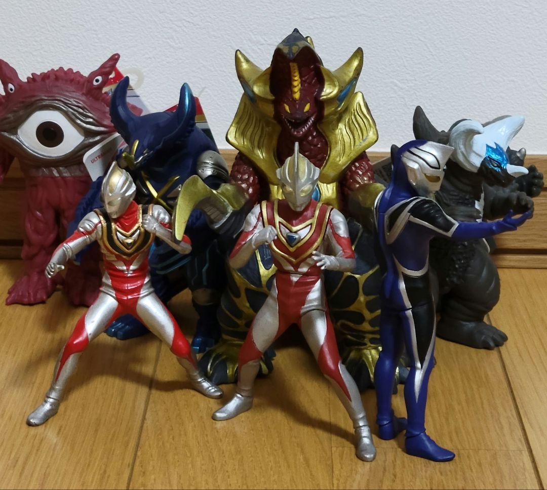 ウルトラマンガイア&ウルトラマンアグルVS宇宙怪獣 フィギュア8個セット