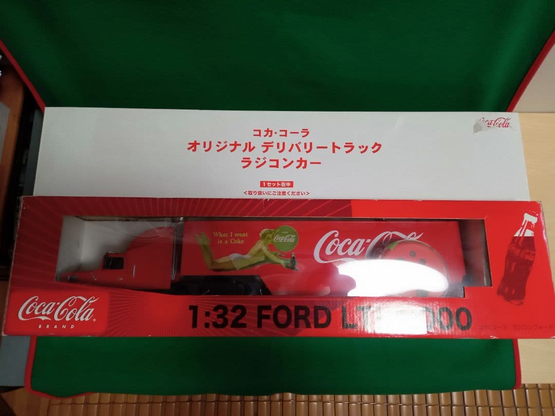 Coca-Cola トレーラー型トラック リモコン付き2台ジャンク品